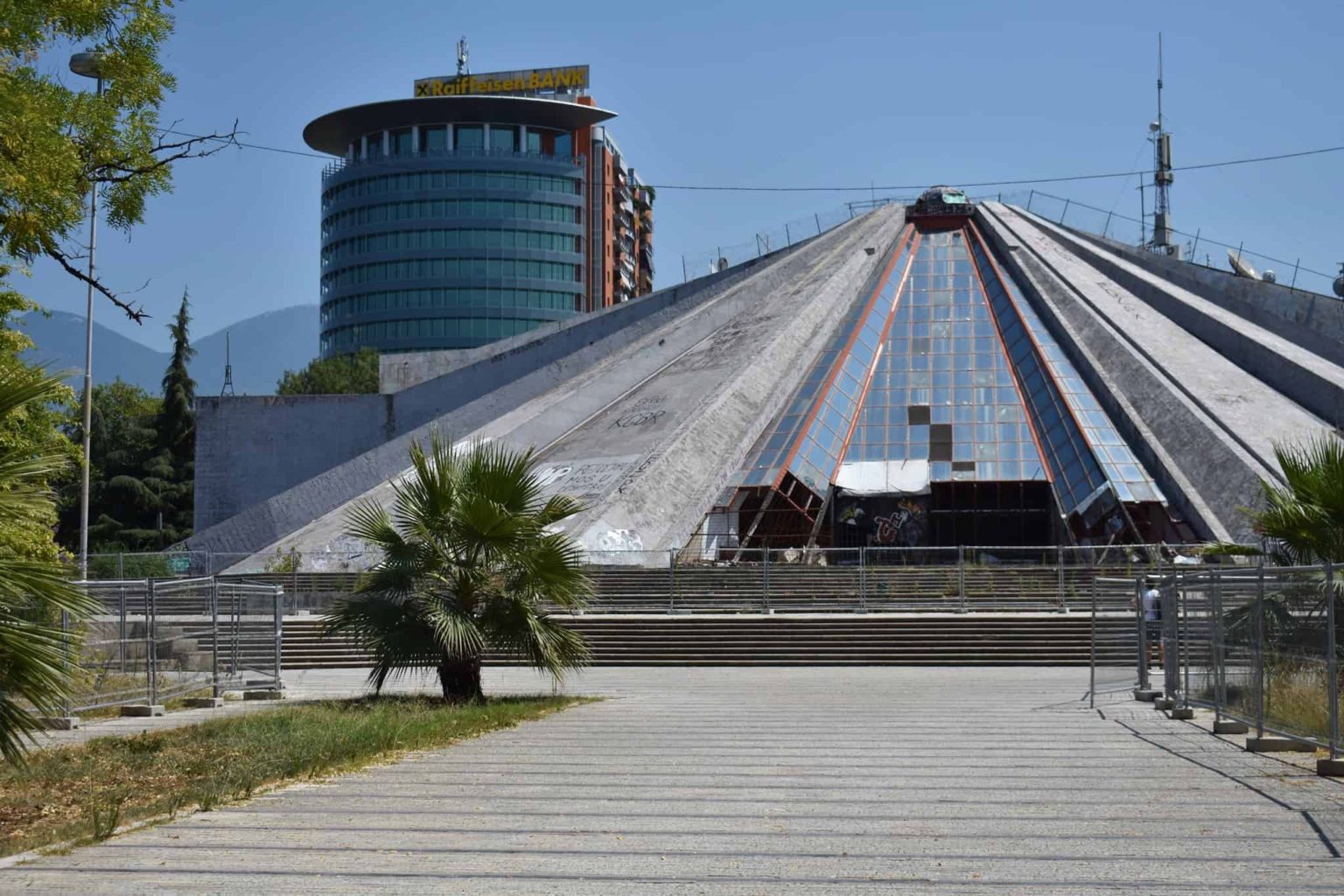 Tirana - Between Bunkers and Pyramids - Giving Getaway